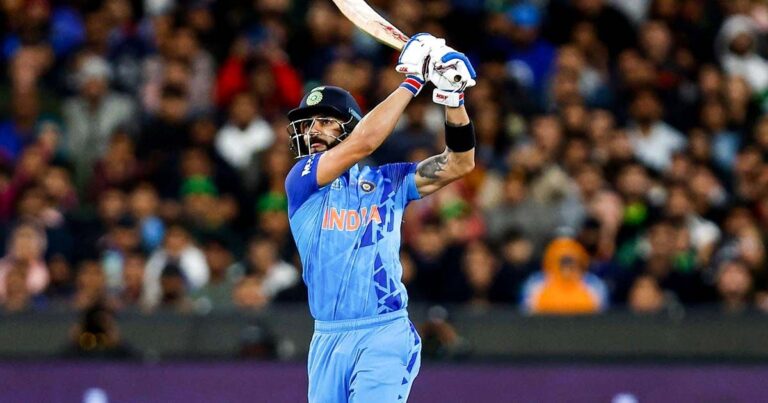 Top-10 most iconic moments in cricket - Cricketkeeda Sports